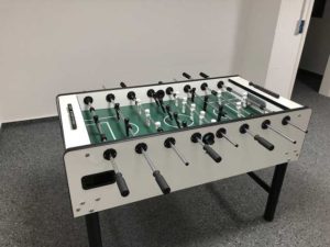 Tischkicker Aufbau beim Kunden - Kicker Sven Tischkicker Blog